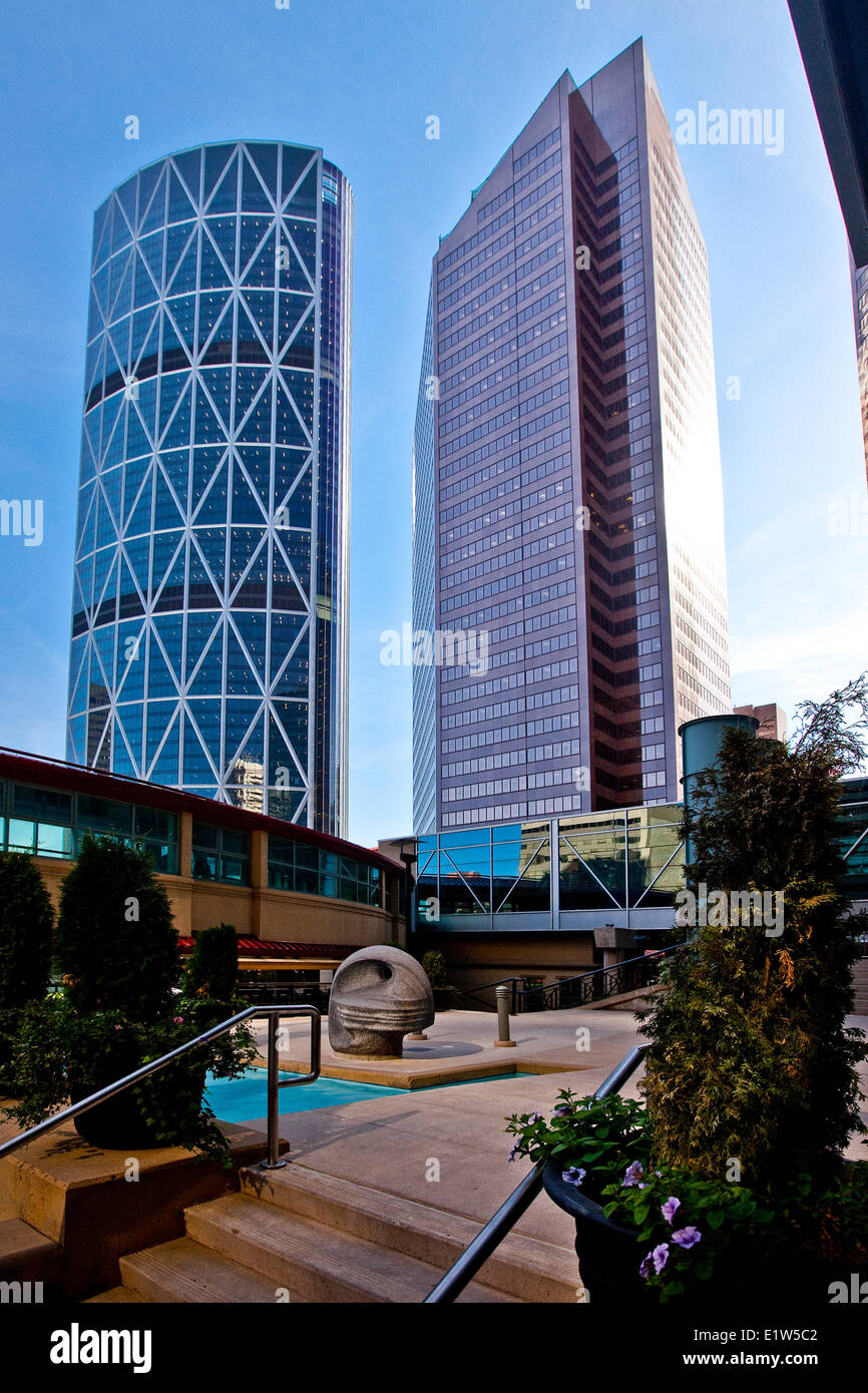 Urban centre tower hi-res stock photography and images - Alamy