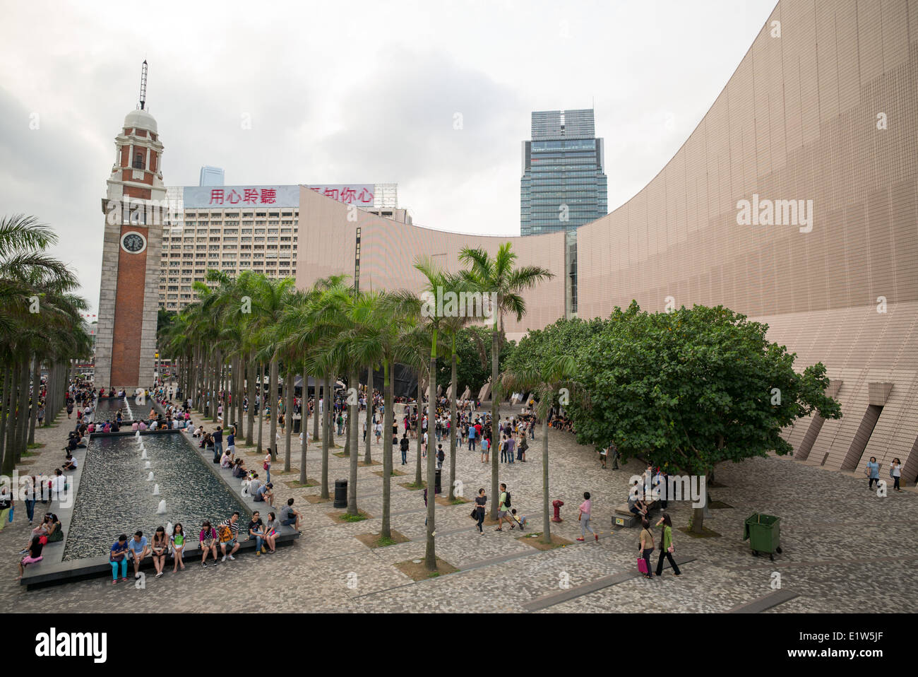 Tsim Sha Tsui promenade Popular with tourists and locals Stock Photo ... Tsim Sha Tsui promenade Popular with tourists and locals Stock Photo ...
