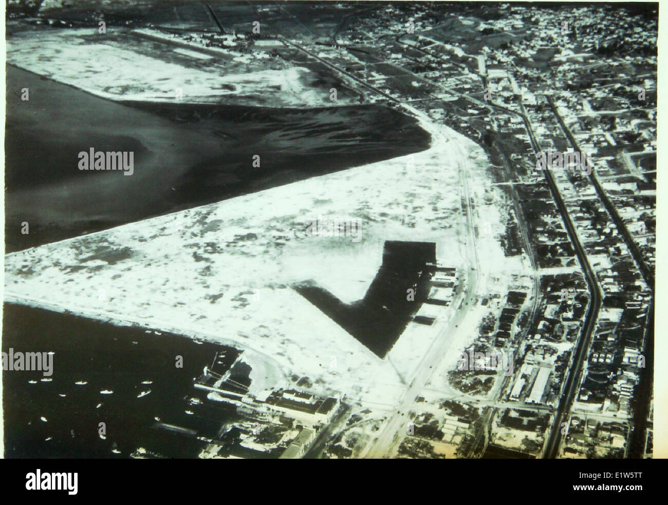 Lindberghfield hi-res stock photography and images - Alamy