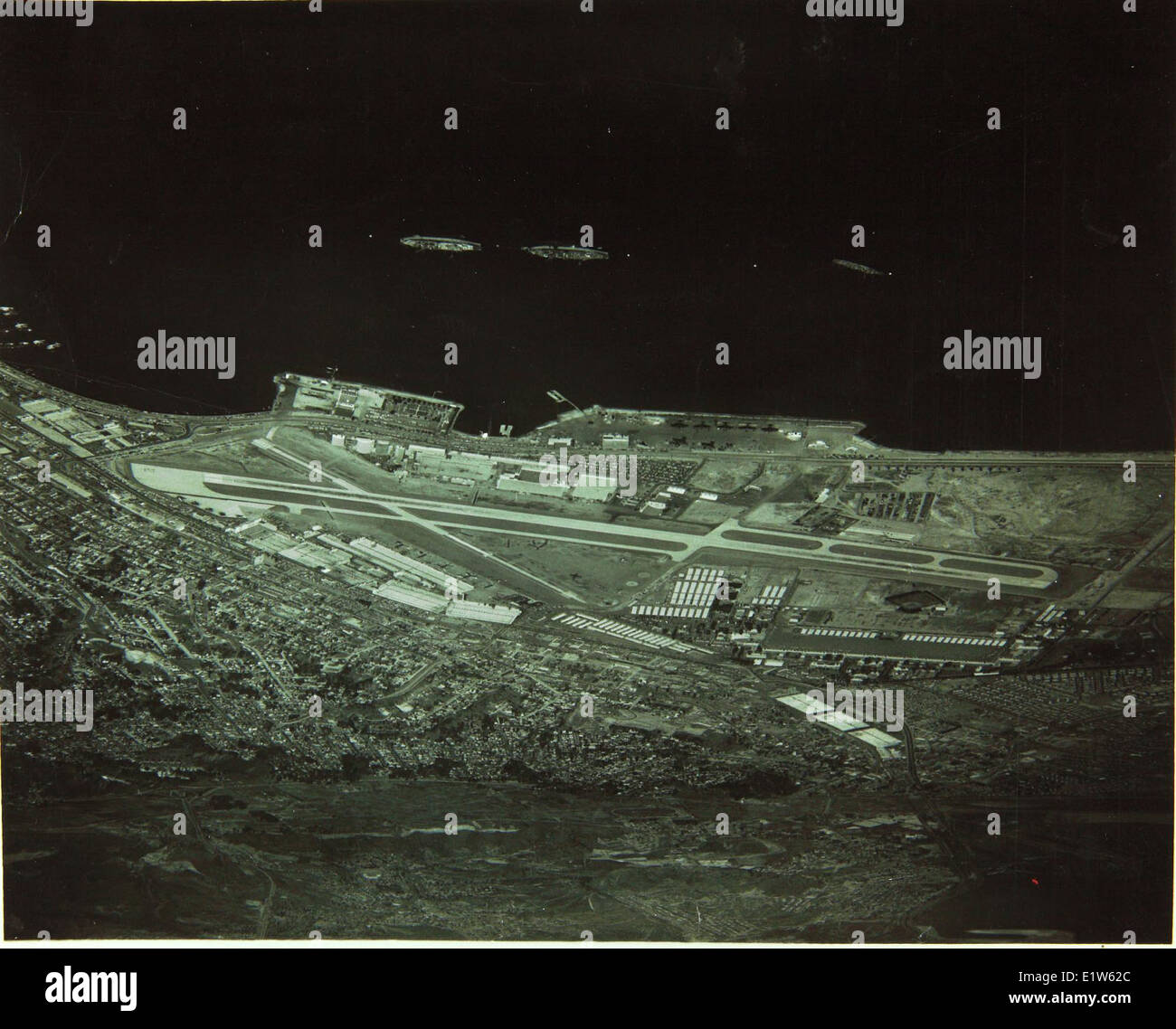 Lindbergh field hi-res stock photography and images - Alamy