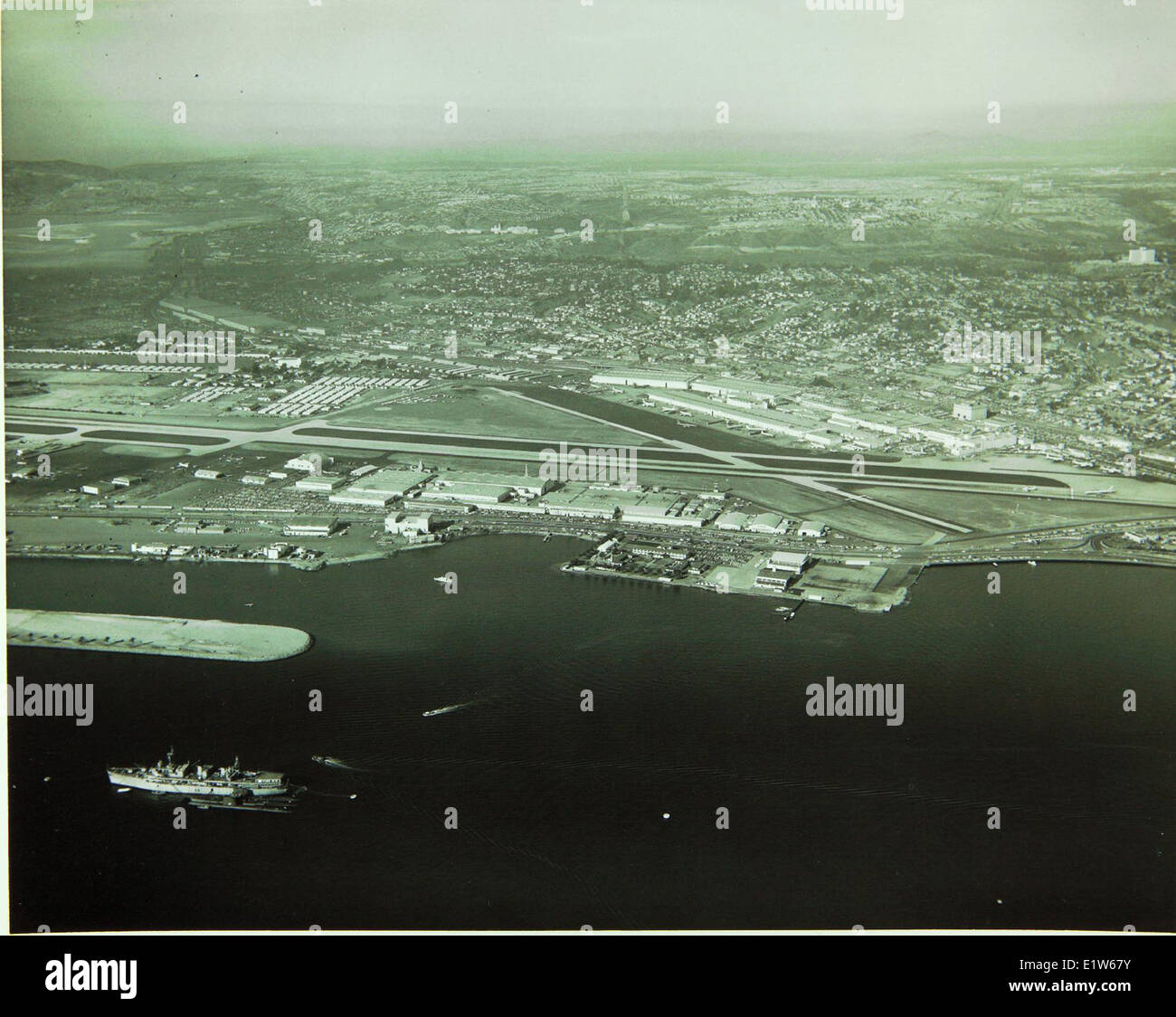 Lindberghfield hi-res stock photography and images - Alamy