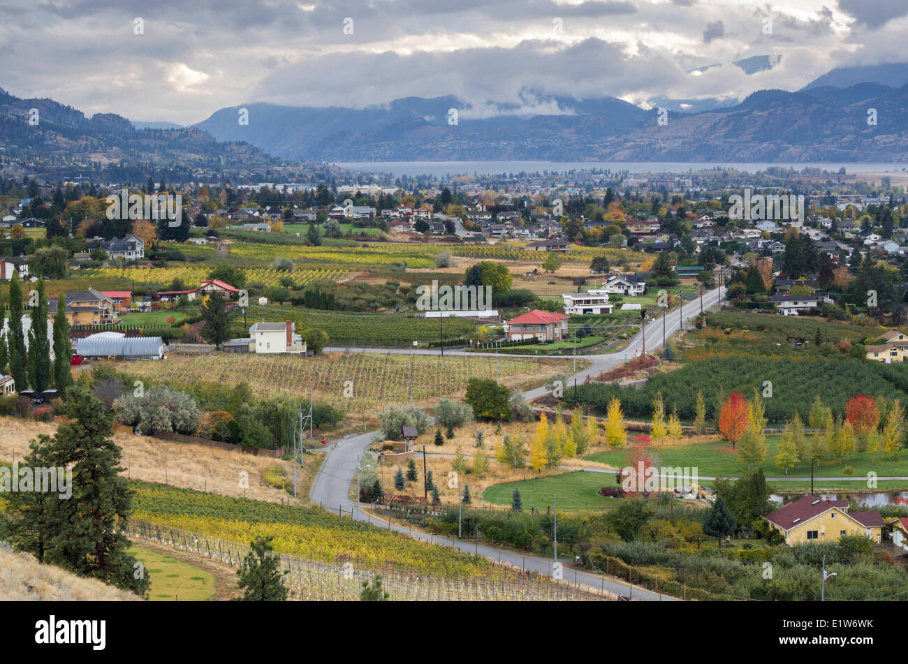 Skaha lake hi-res stock photography and images - Alamy