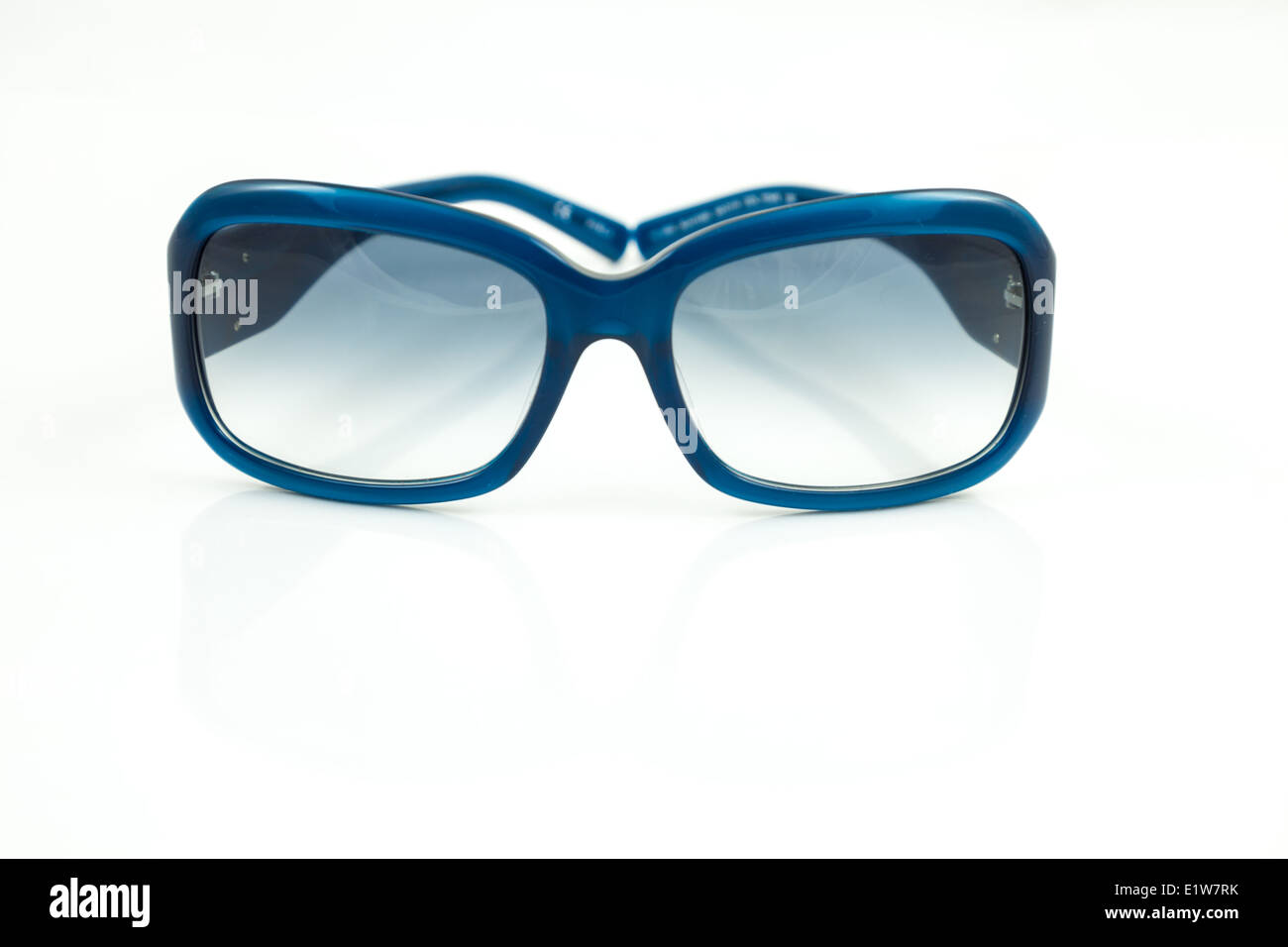 Sun glasses icon hi-res stock photography and images - Alamy