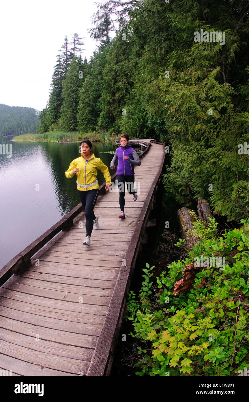 Running and hiking on the trail around Sasamat Lake, Belcarra Regional ...