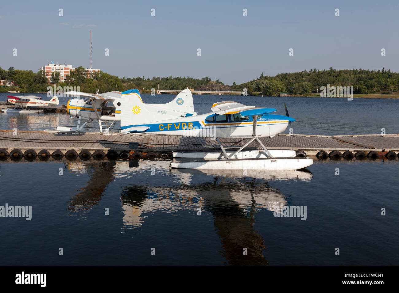 Float planes ontario hi-res stock photography and images - Alamy