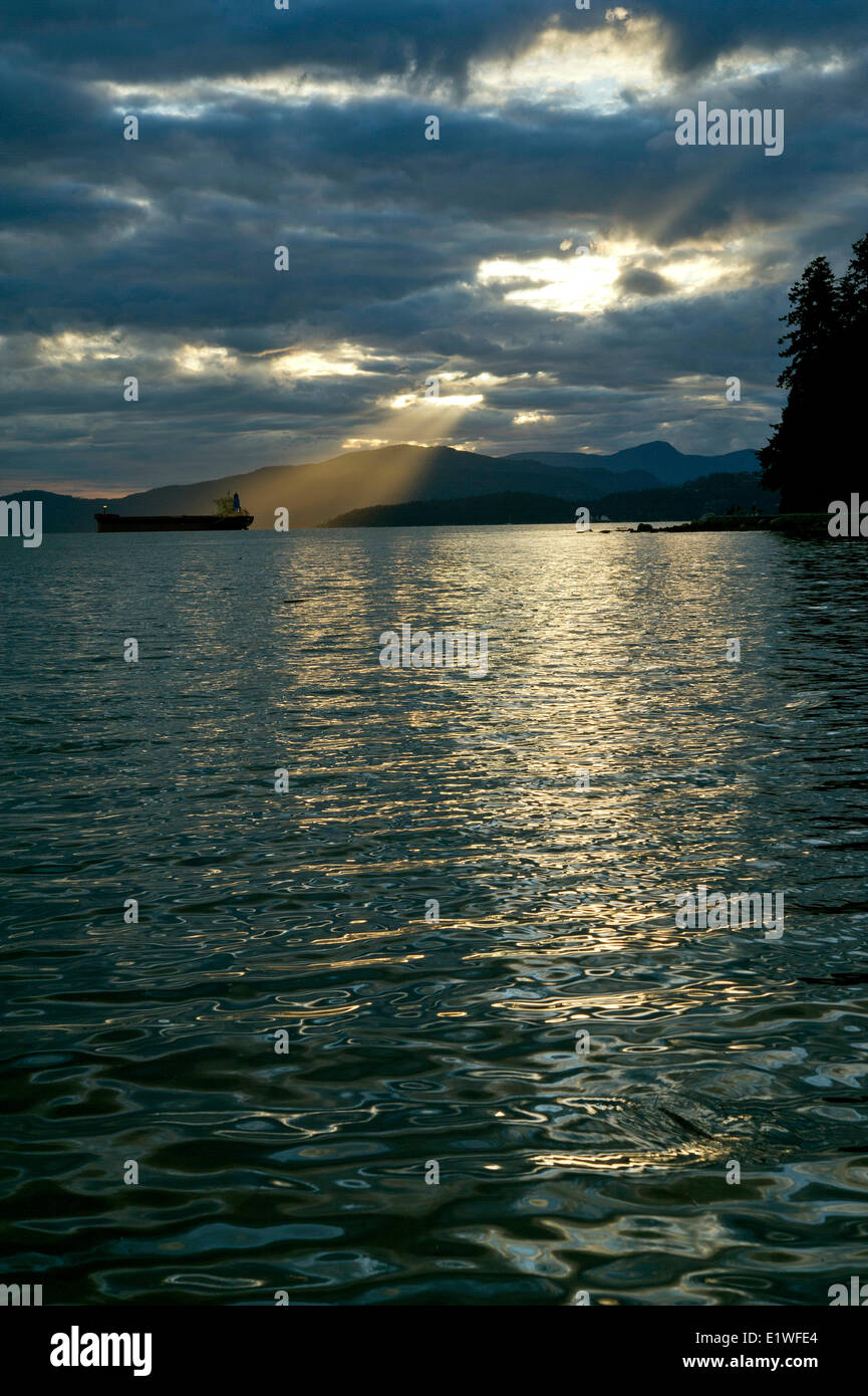 Burrard inlet ship hi-res stock photography and images - Alamy