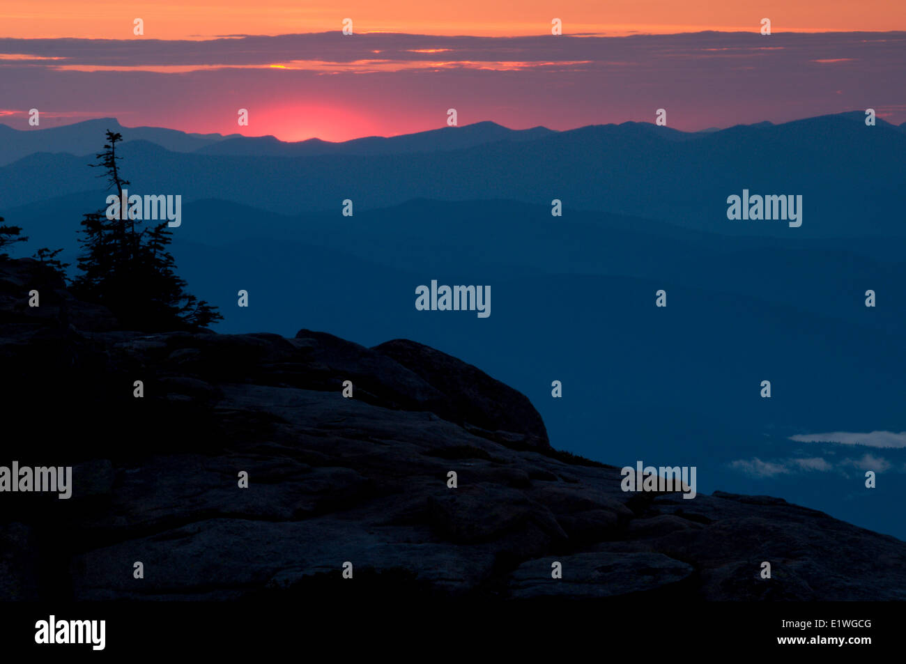 Southern selkirk mountains of idaho hi-res stock photography and images ...