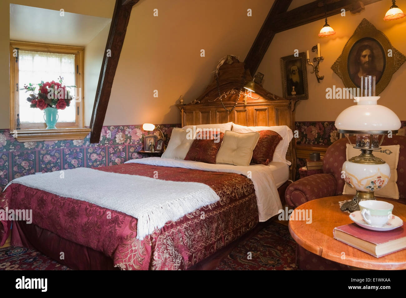 Log tables hi-res stock photography and images - Alamy