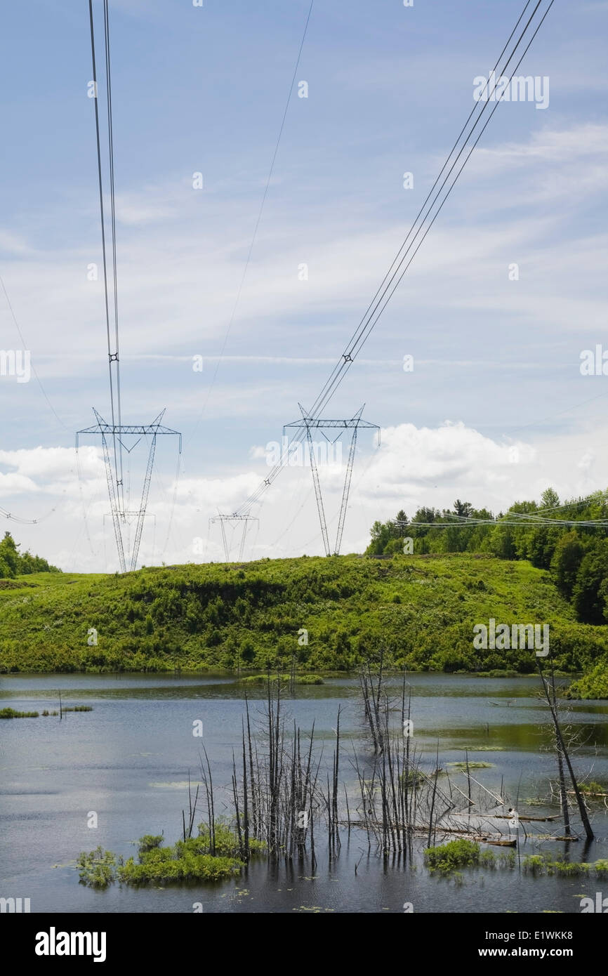 Powerline over water hi-res stock photography and images - Alamy