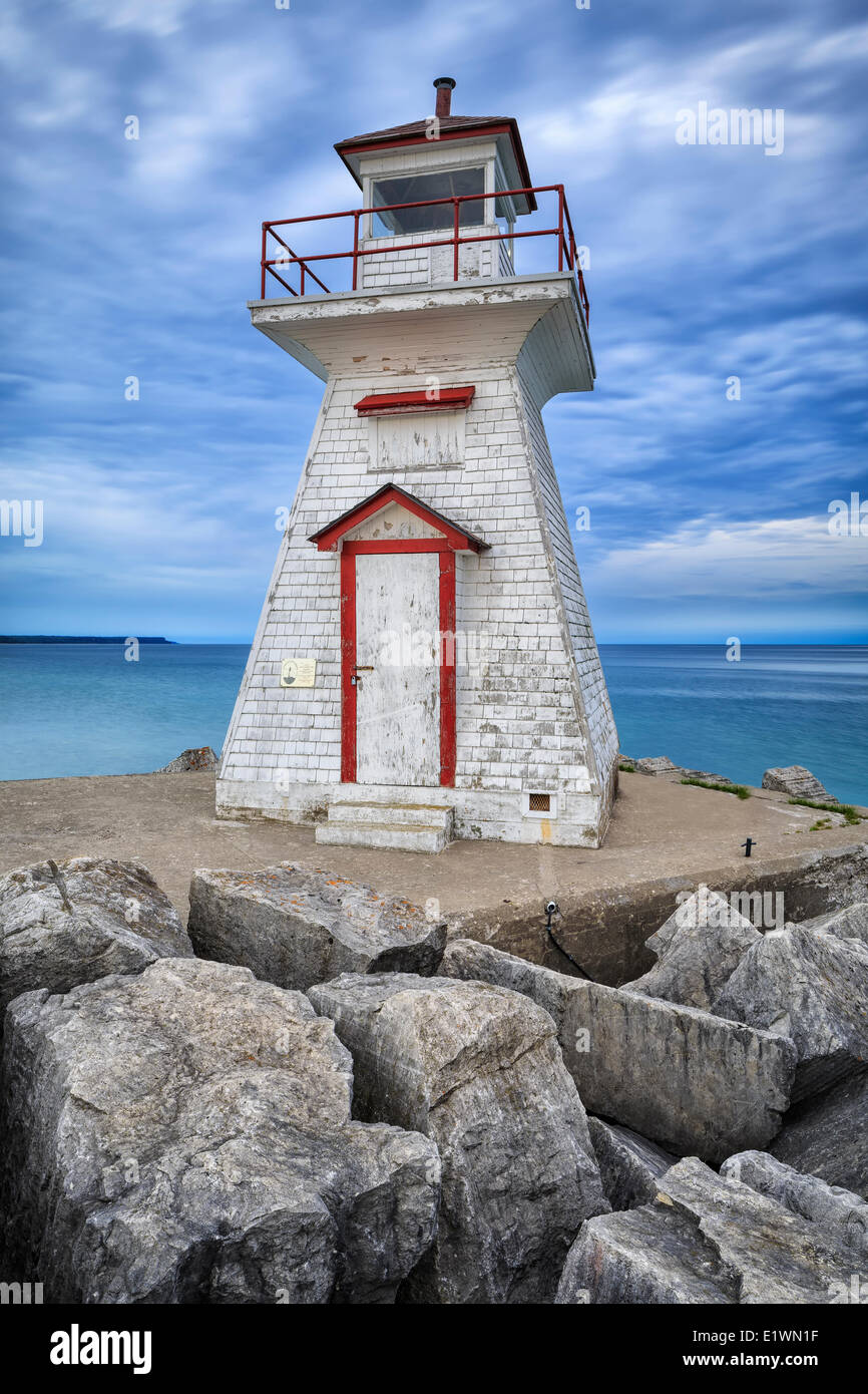 Lion´s Head Lighthouse on Georgian Bay, Bruce Peninsula, Ontario ...