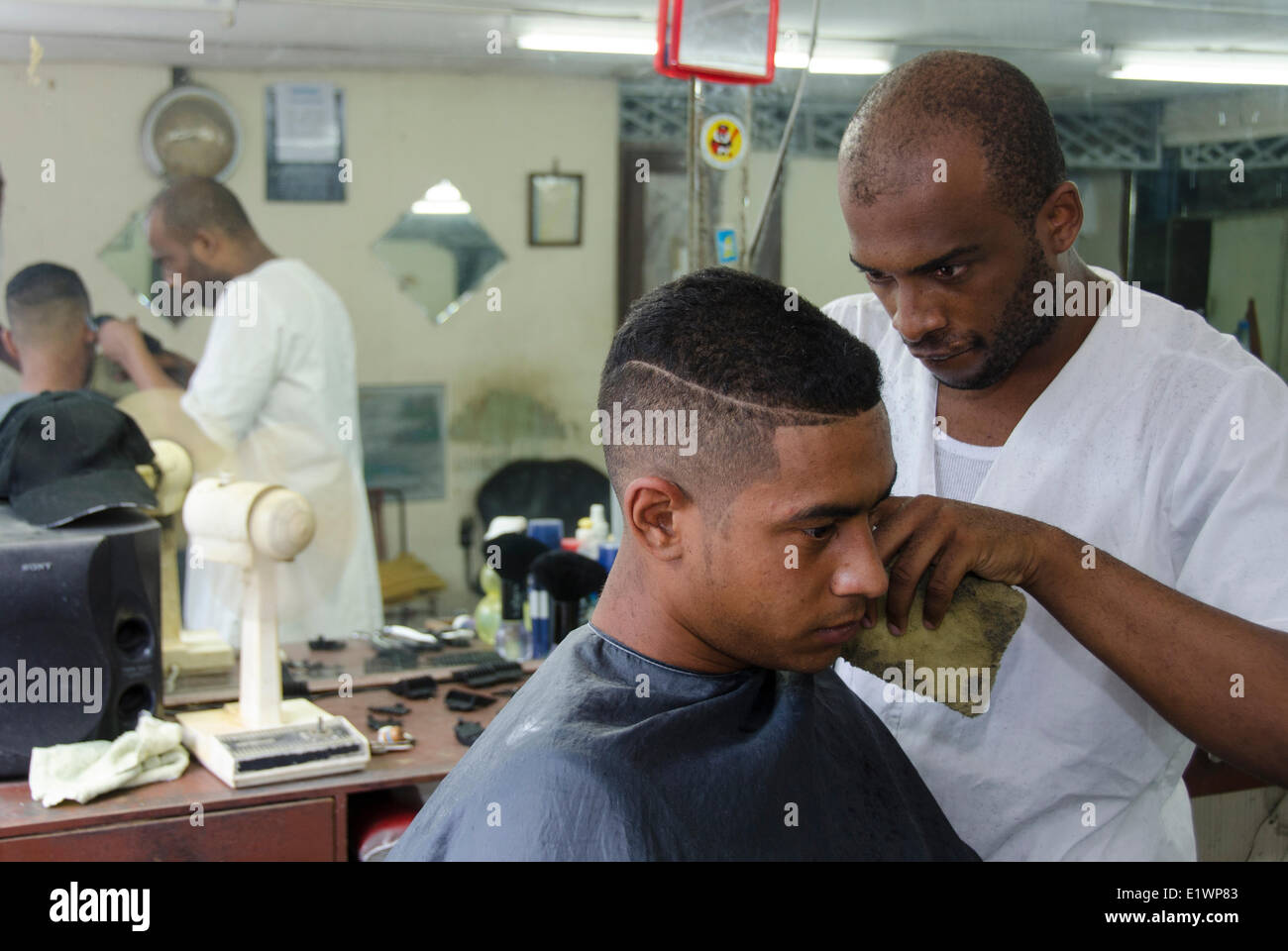 Barbershop, Havana, Cuba Stock Photo - Alamy