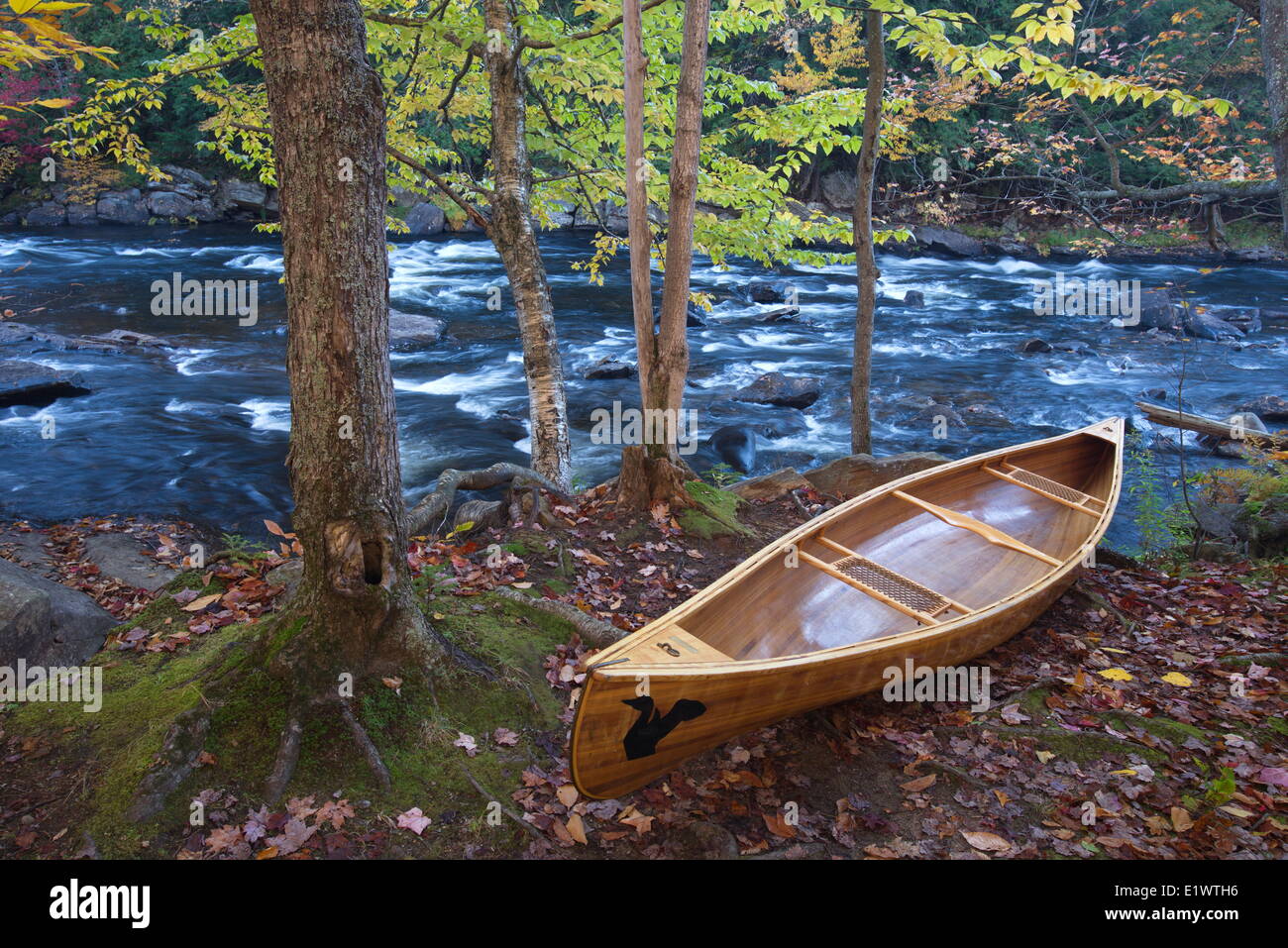 Autumn Scene on the Oxtonge River, Muskoka, Ontario, Canada Stock Photo ...