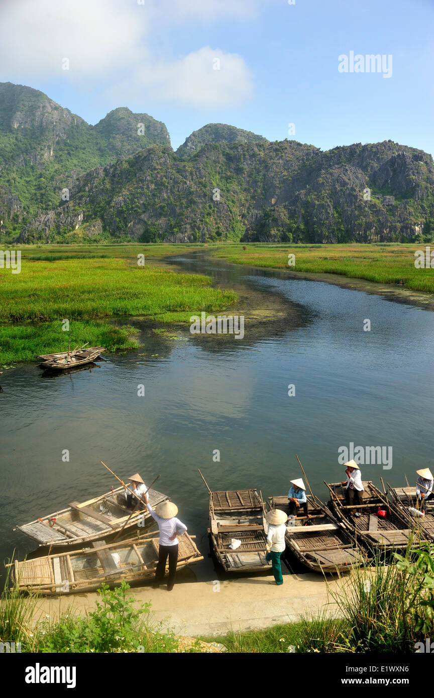 Van Long Nature Reserve, Ninh Binh Province, Vietnam Stock Photo - Alamy