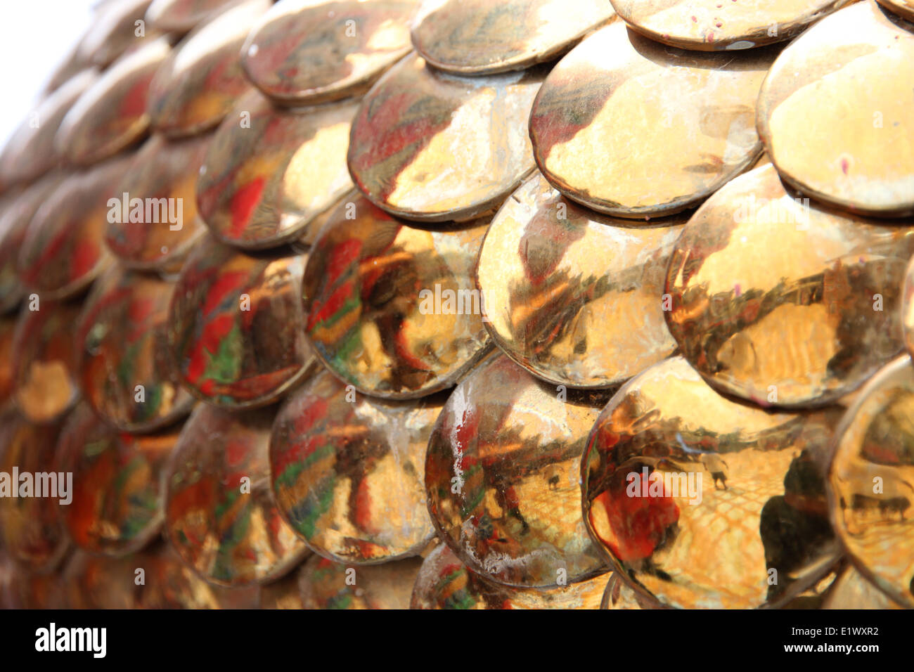 Pattern of golden statues in Chinese temple for background Stock Photo ...
