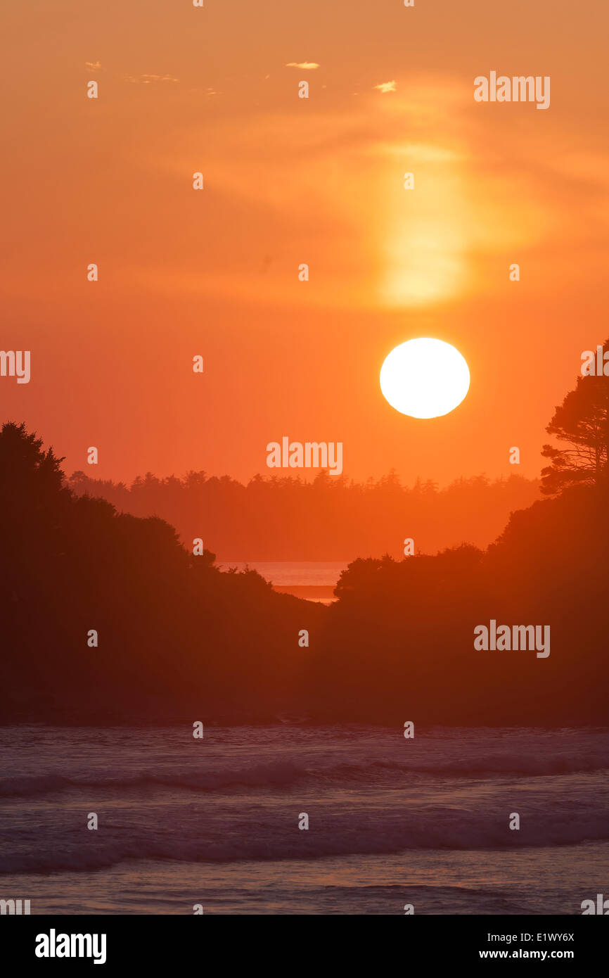 Rosy sunset hi-res stock photography and images - Alamy