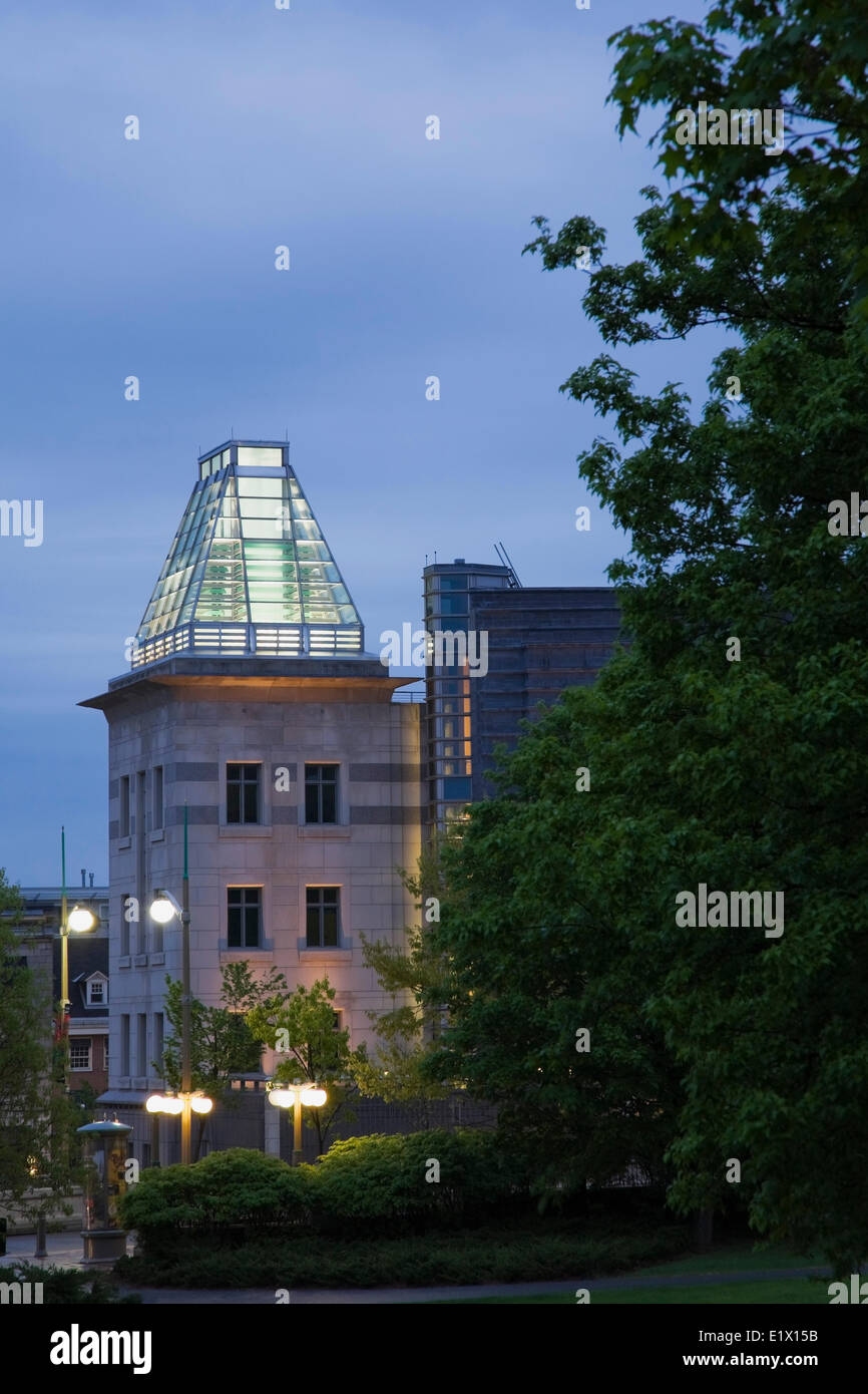 Embassy of canada hi-res stock photography and images - Alamy