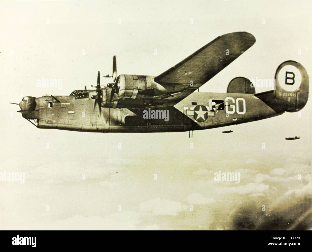Bombardment group 11th air force hi-res stock photography and images ...