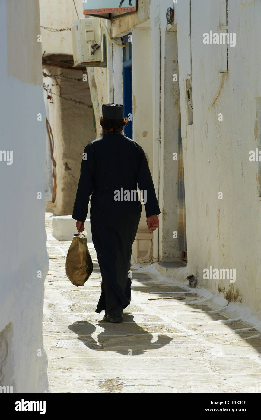 Greece, Cyclades, Ios island, Pope on the Chora street Stock Photo - Alamy