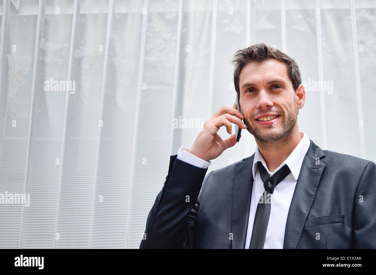Businessman using smartphone phone hi-res stock photography and images ...