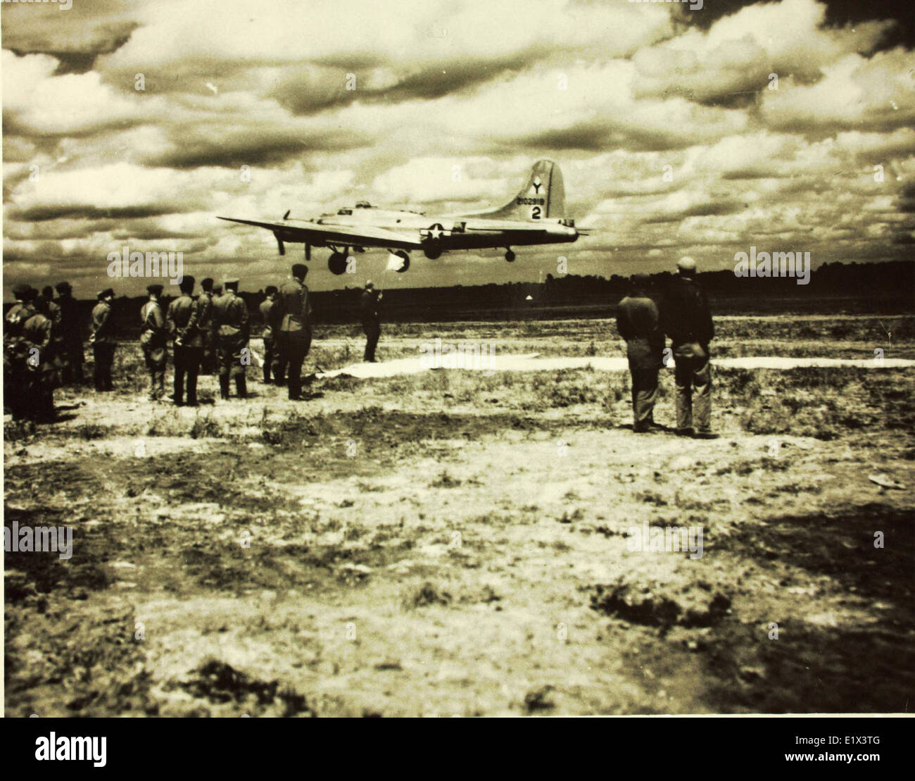97th Bomb Group High Resolution Stock Photography and Images - Alamy