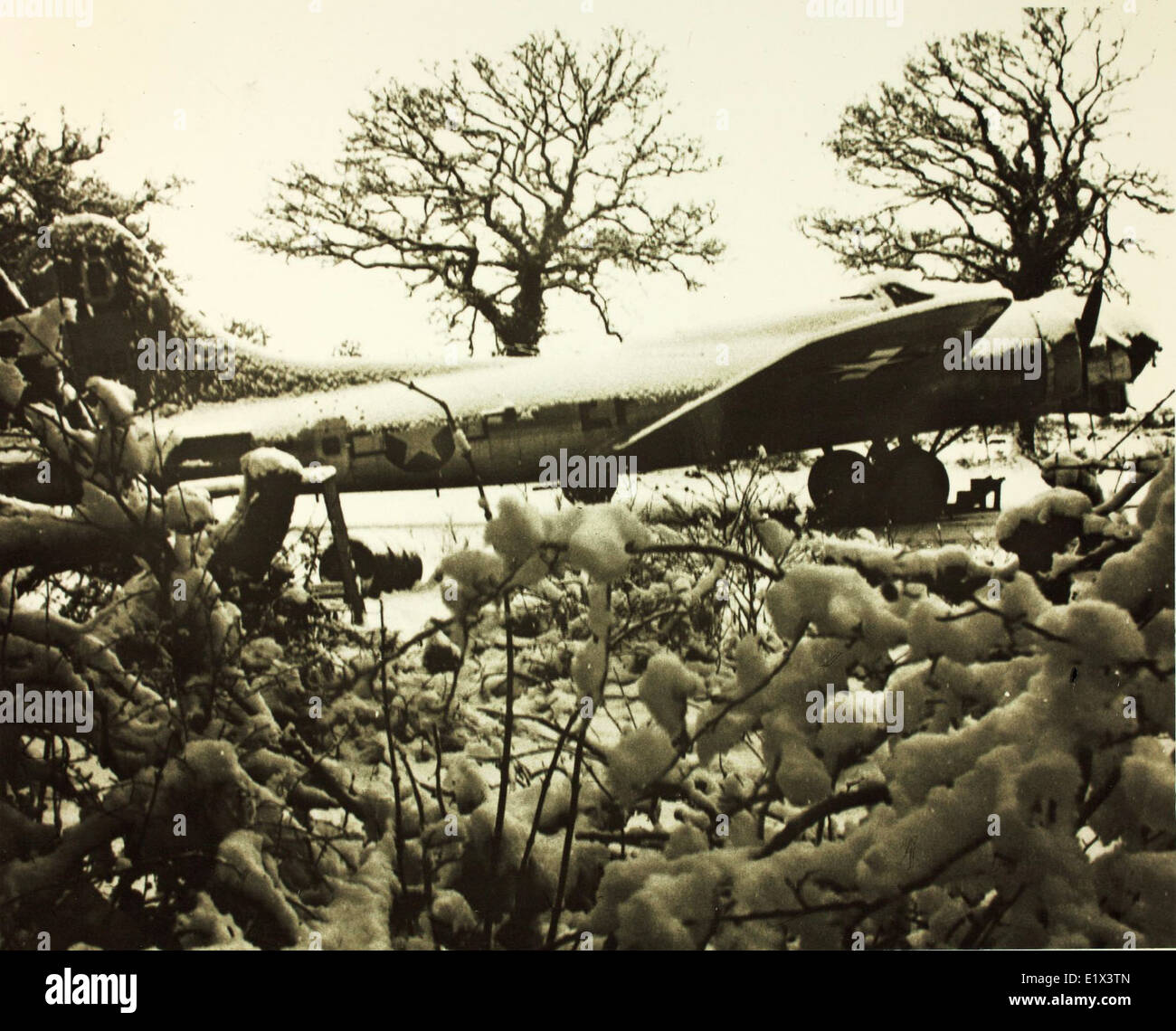 100th bomb group hi-res stock photography and images - Alamy