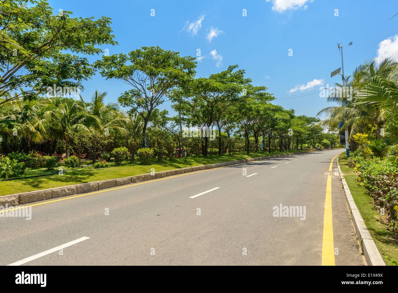 Non urban road hi-res stock photography and images - Alamy