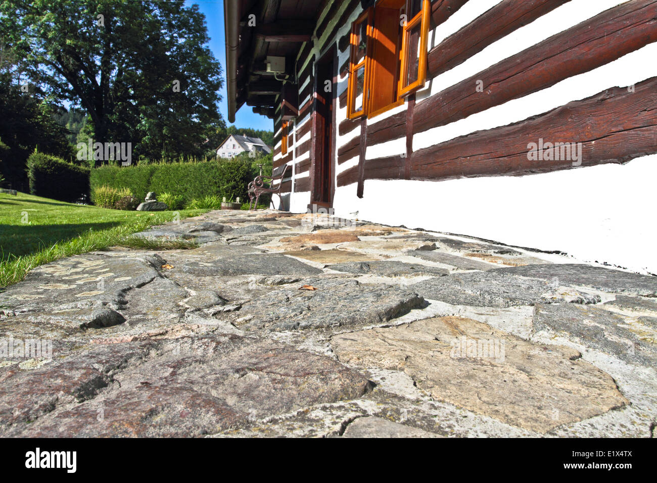 Pavement terrace hi-res stock photography and images - Alamy