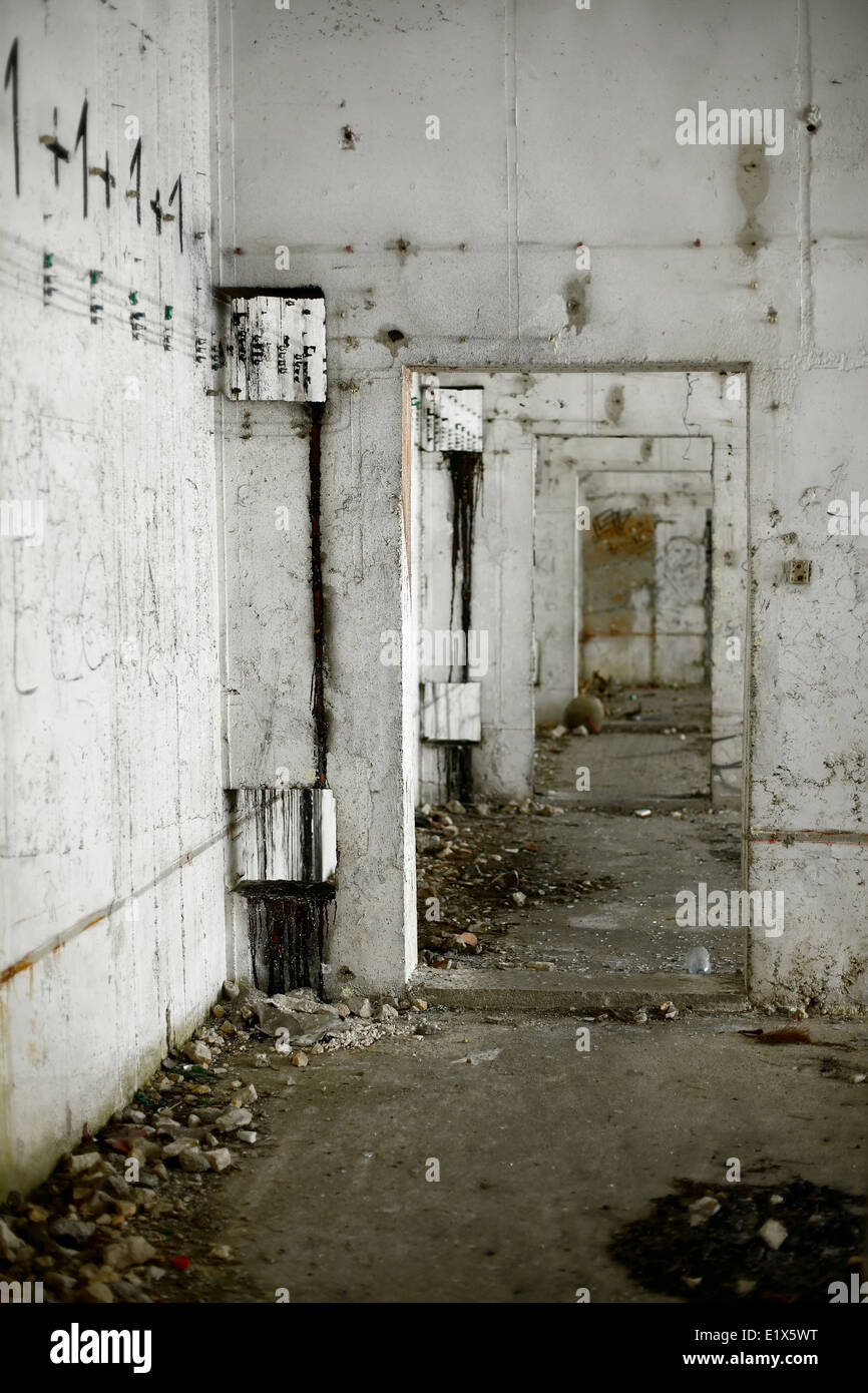 Ruin ruins ruined hi-res stock photography and images - Alamy