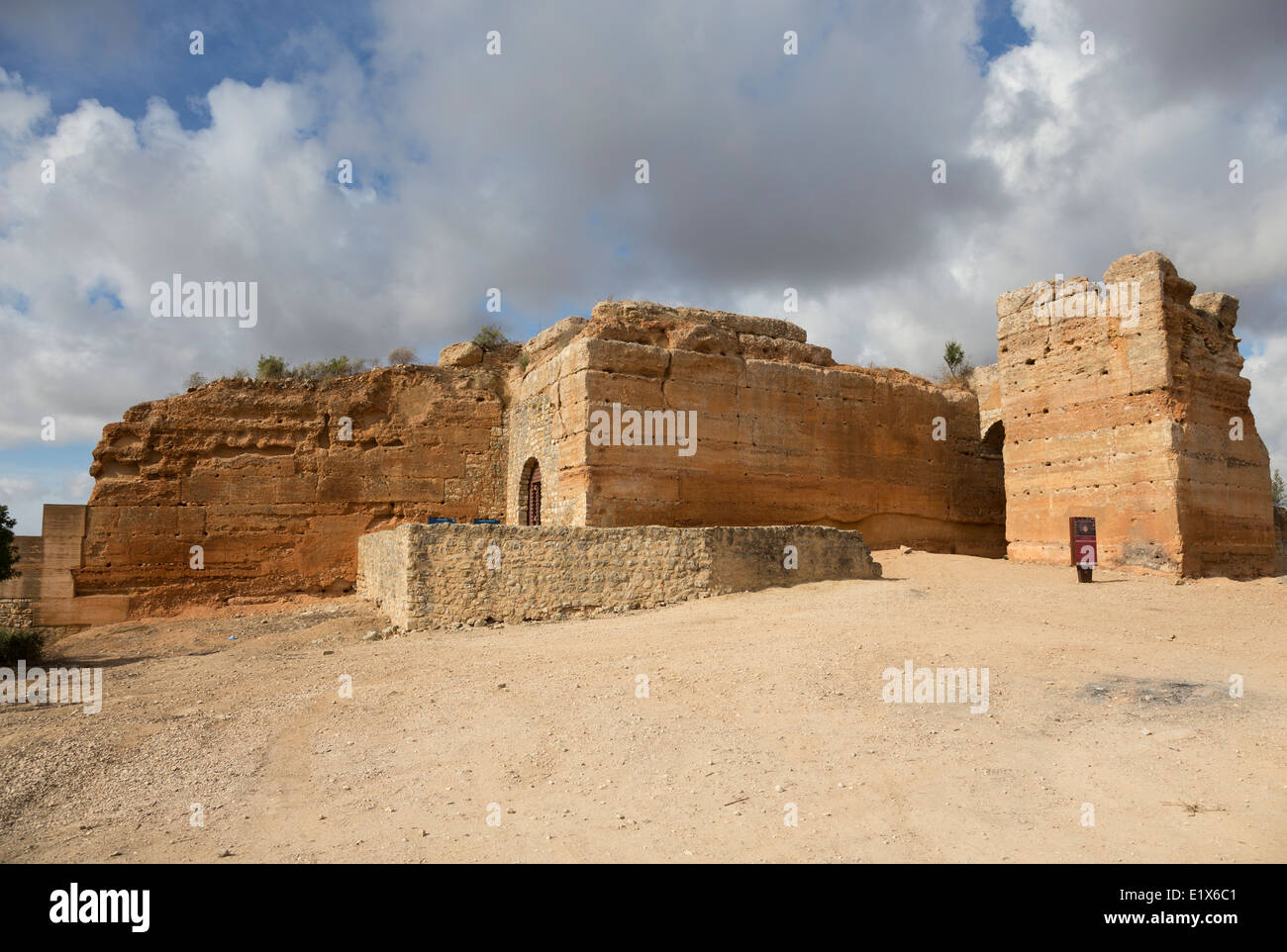 Paderne Castle, The Algarve, portugal Stock Photo - Alamy