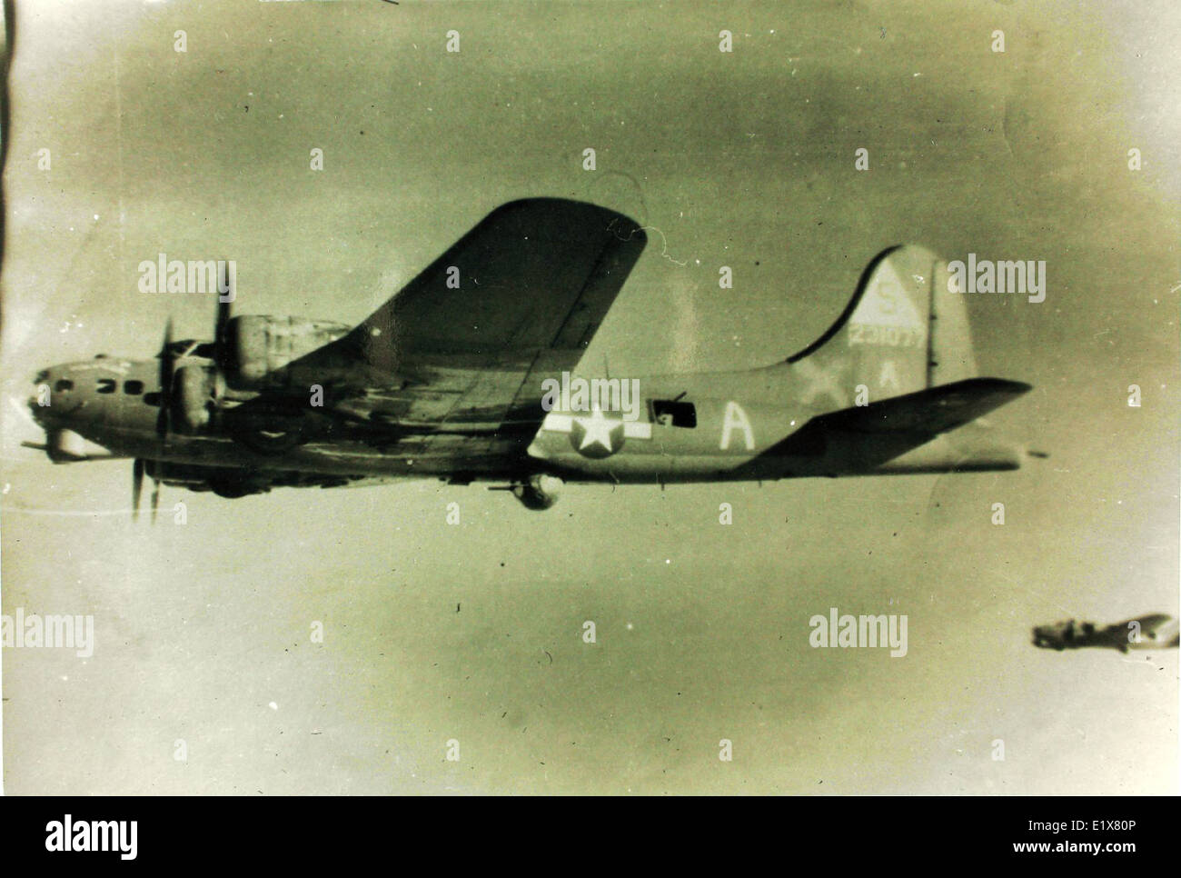 B 17 401st bomb group hi-res stock photography and images - Alamy