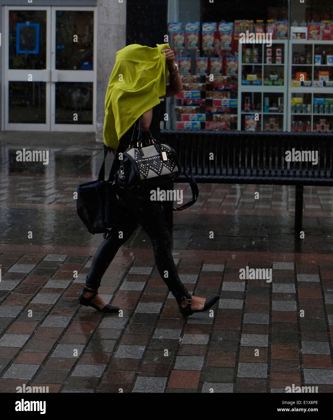 Walking street rain hi-res stock photography and images - Alamy