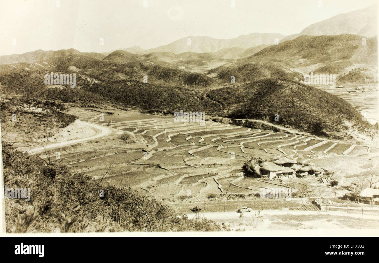 The Bob Bower Donation collection documents the personal aviation ...