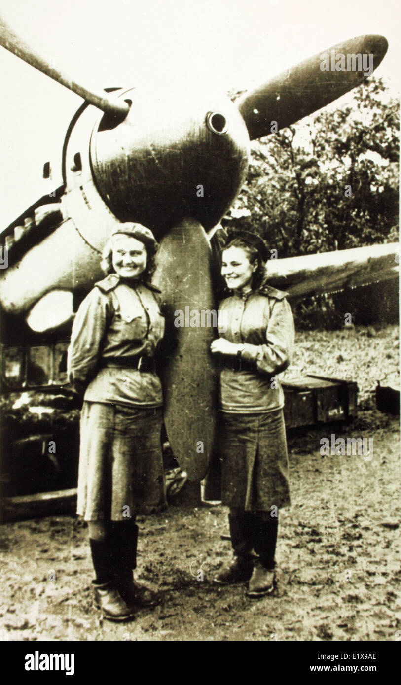 Russian women pilots hi-res stock photography and images - Alamy
