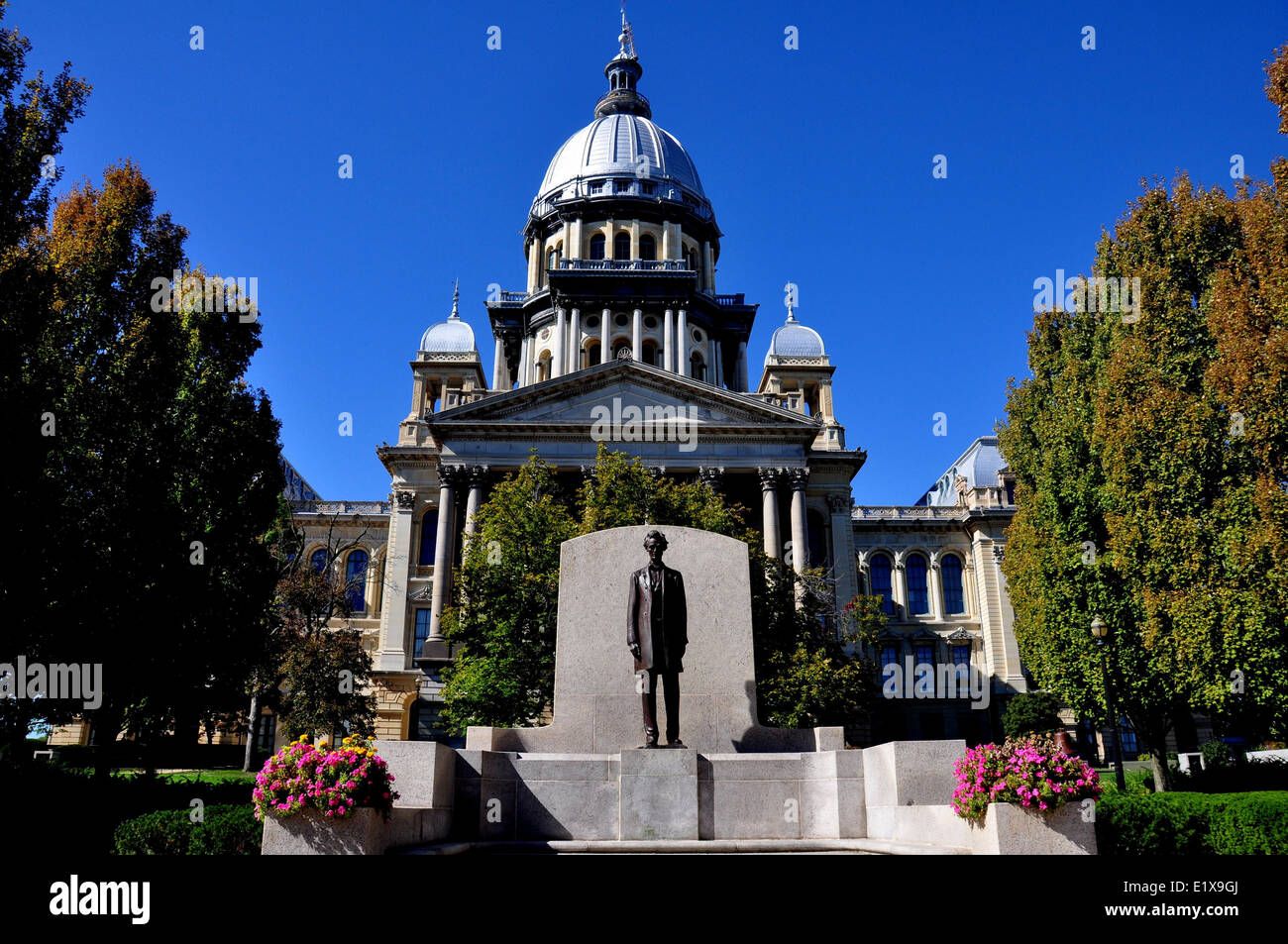 Illinois state house hi-res stock photography and images - Alamy