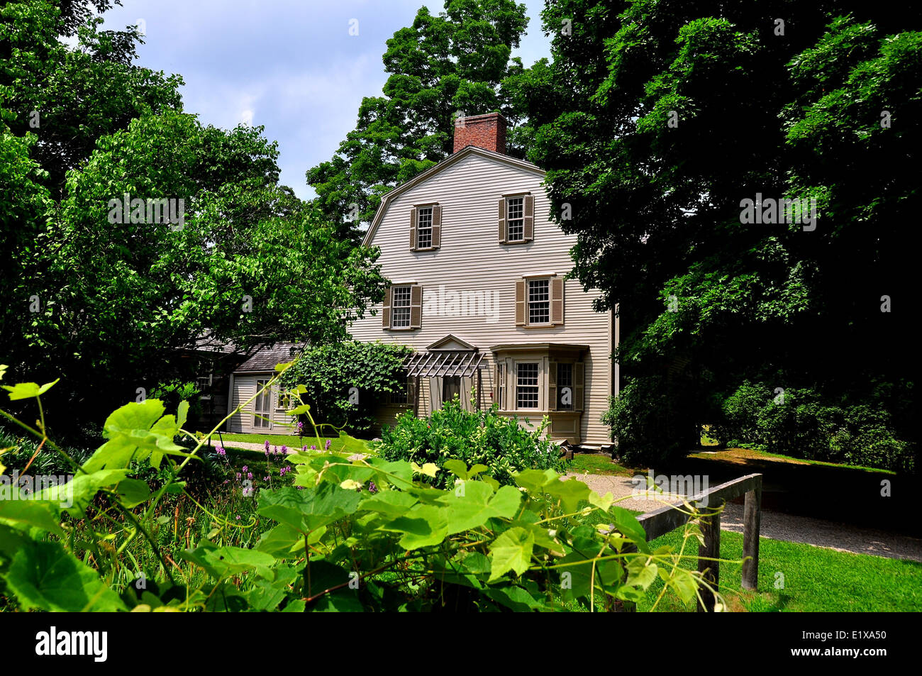 The old manse hi-res stock photography and images - Alamy