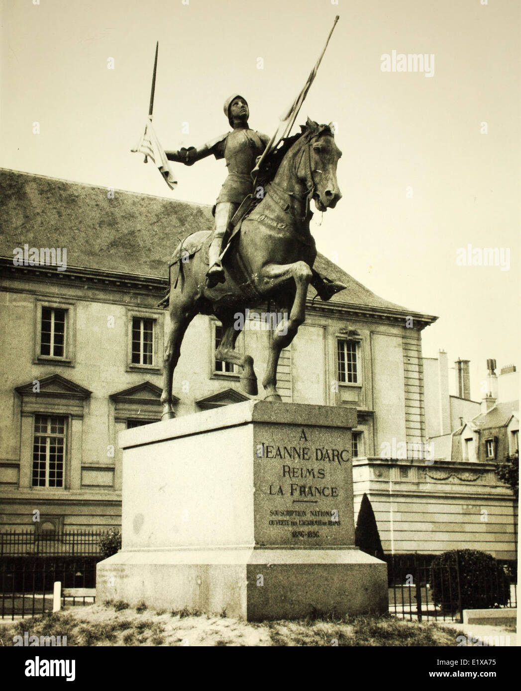 Reims 1945 hi-res stock photography and images - Alamy
