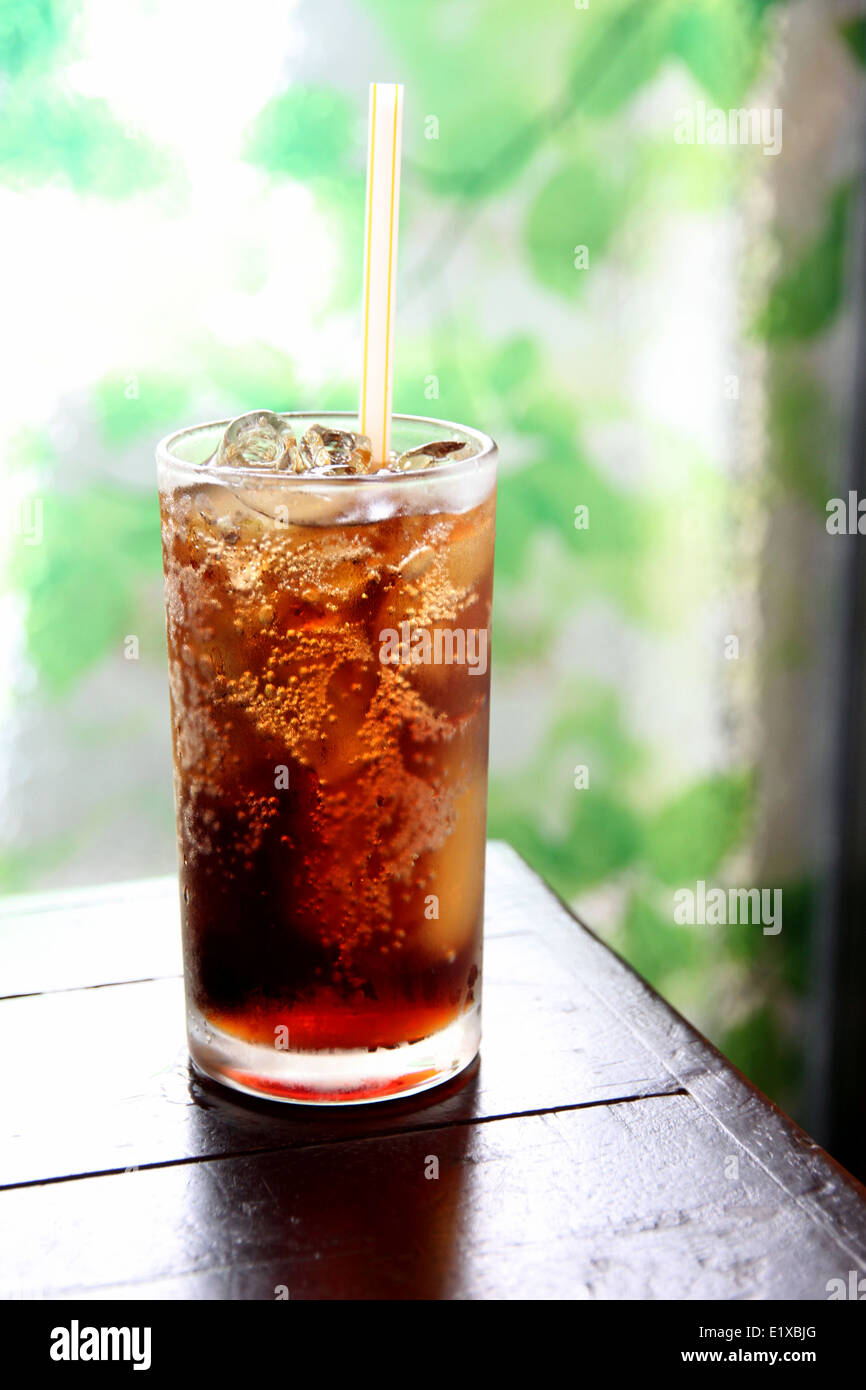 Cola drink hi-res stock photography and images - Alamy