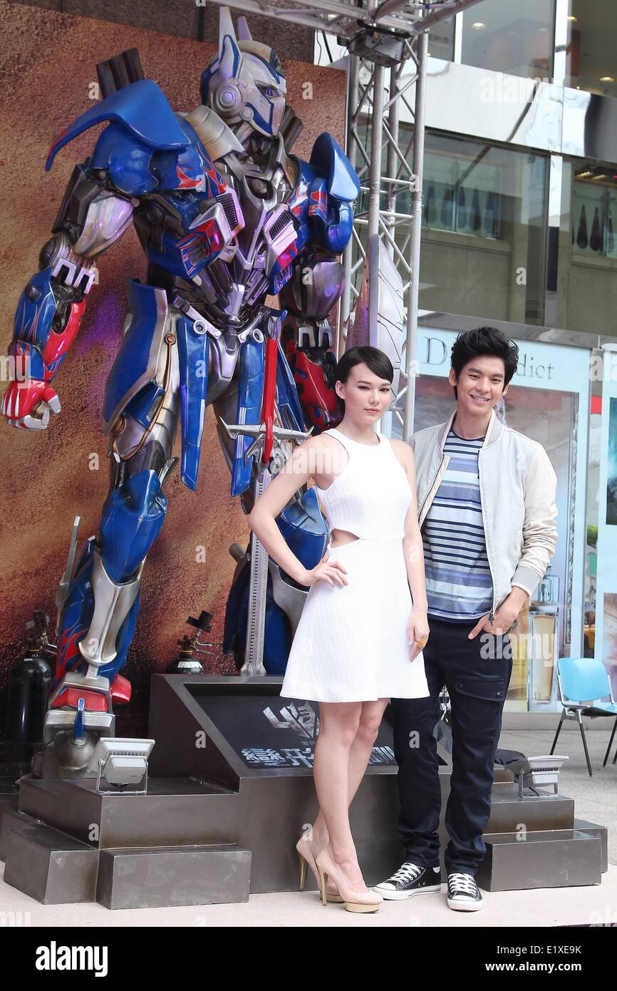 Taipei, China. 9th June, 2014. Austin Lin and Teresa promote film ...