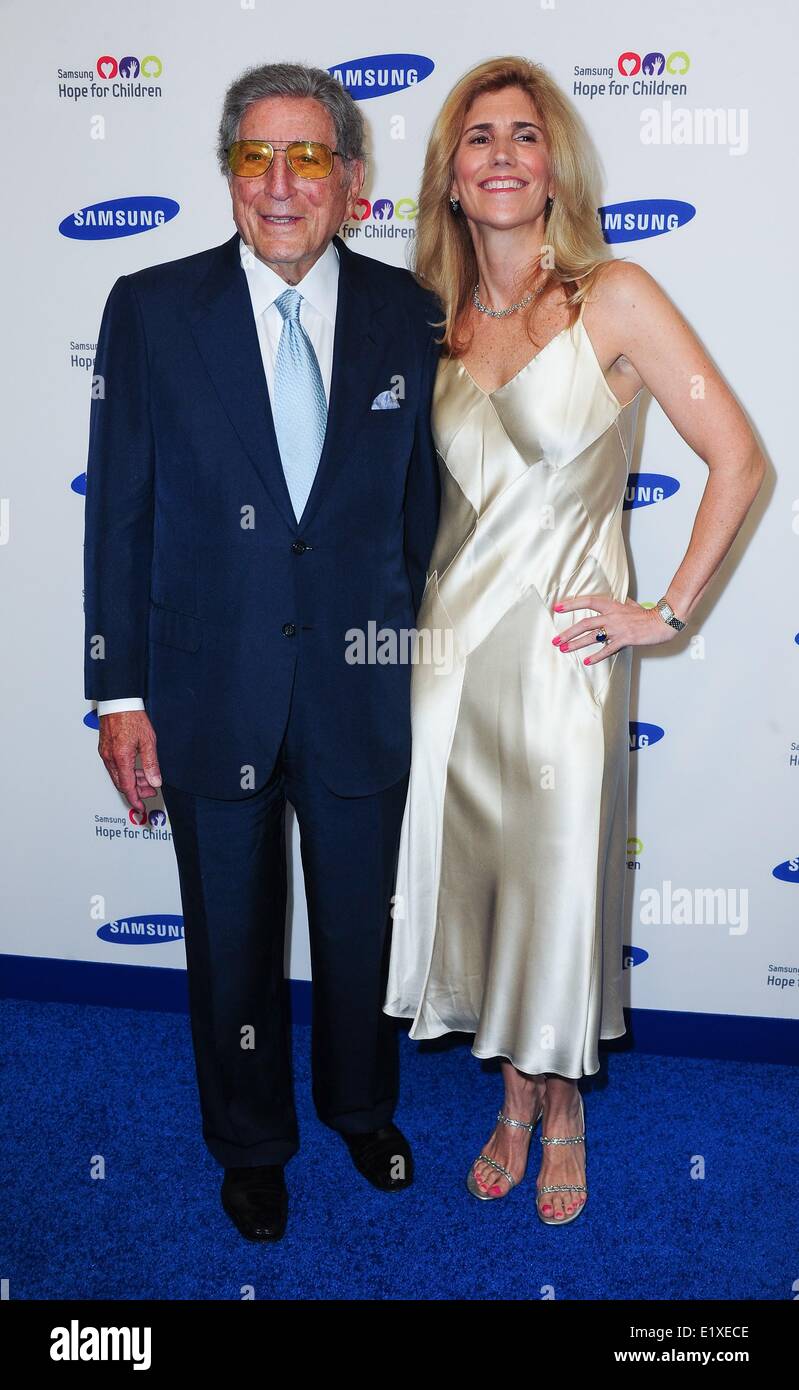 New York, NY, USA. 10th June, 2014. Tony Bennett, Susan Crow at ...