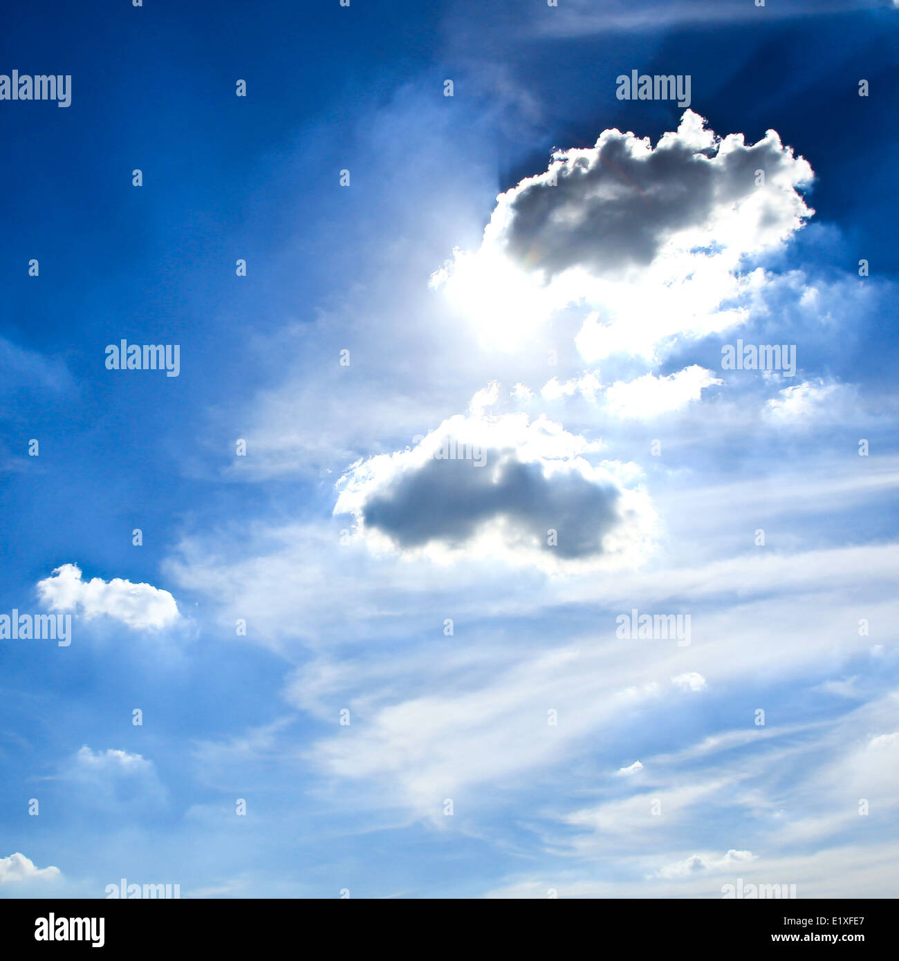 Dramatic sky with sun rays hi-res stock photography and images - Alamy