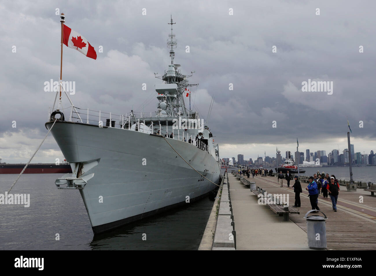 Hmcs winnipeg hi-res stock photography and images - Alamy