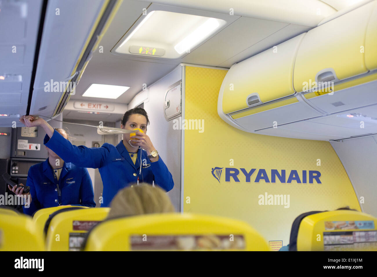 Ryanair budget airline Stock Photo - Alamy