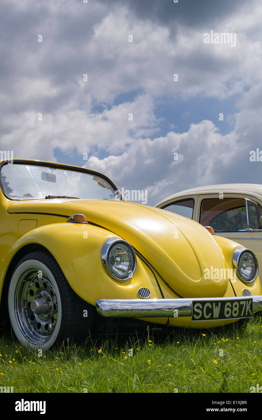 Yellow VW Beetle car. Front end Stock Photo - Alamy