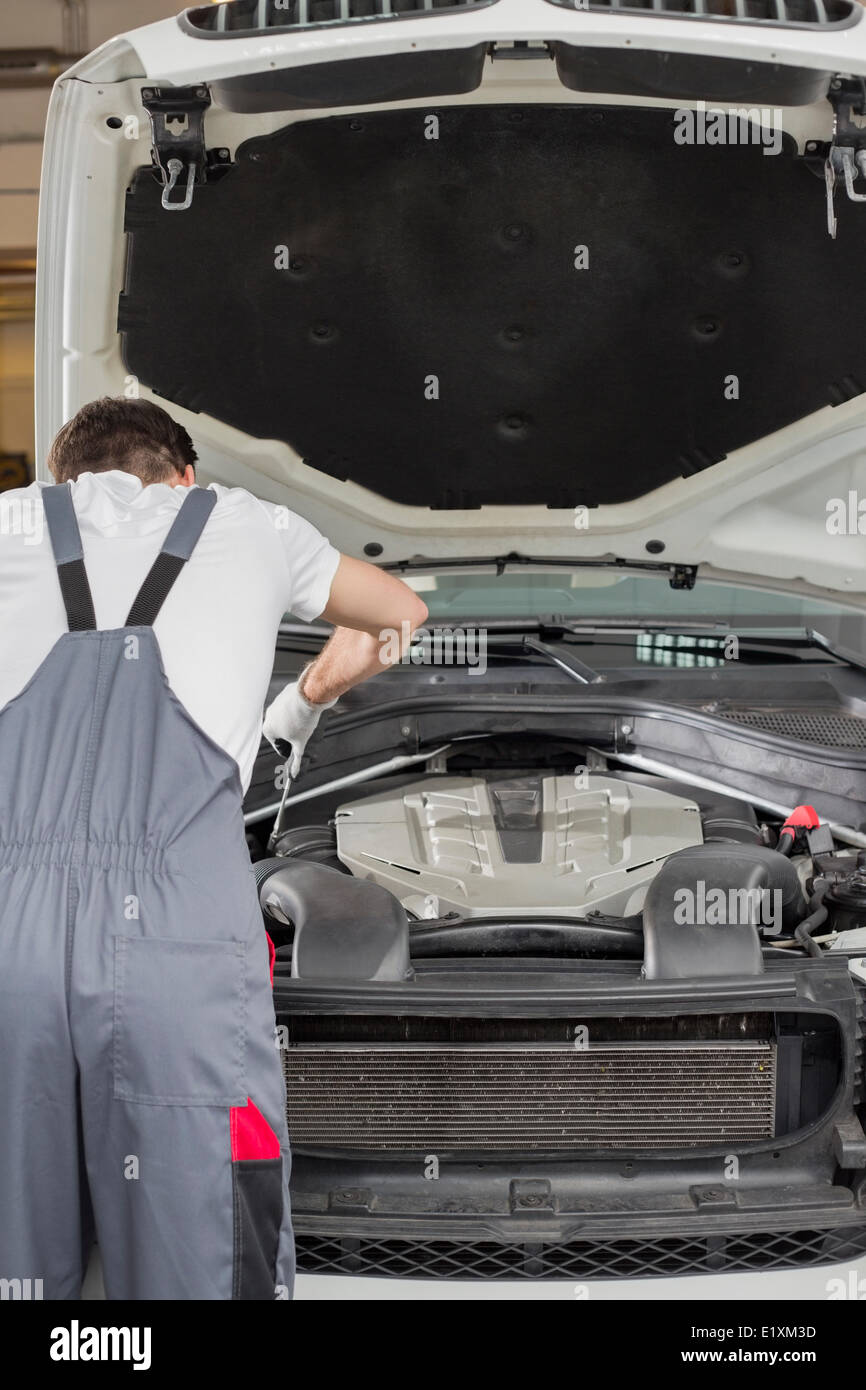 Car repairing engineer hi-res stock photography and images - Alamy