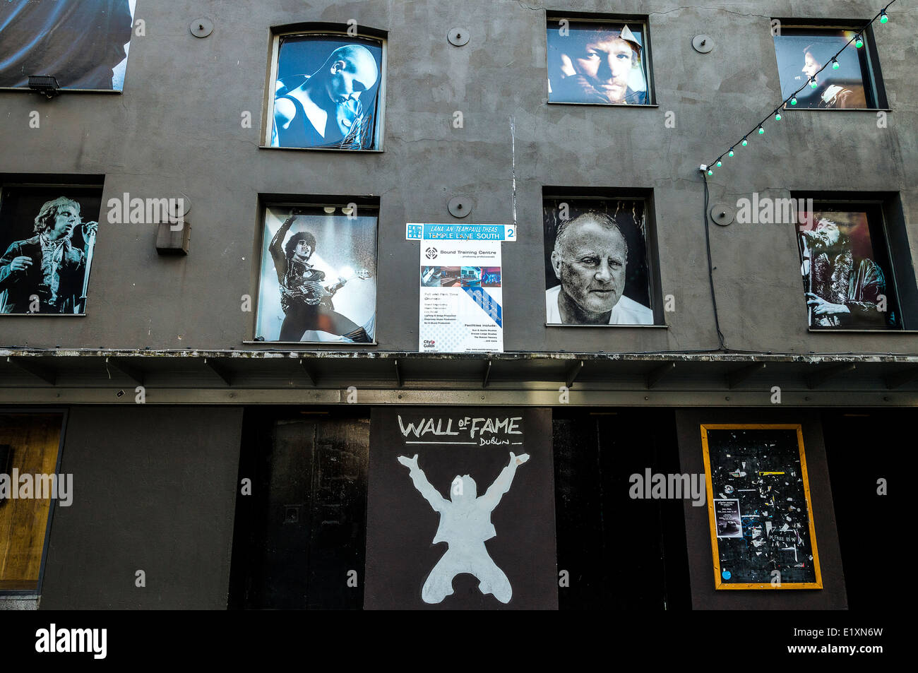 Ireland, Dublin, the Wall Of Fame entrance in the Temple Bar quarter ...