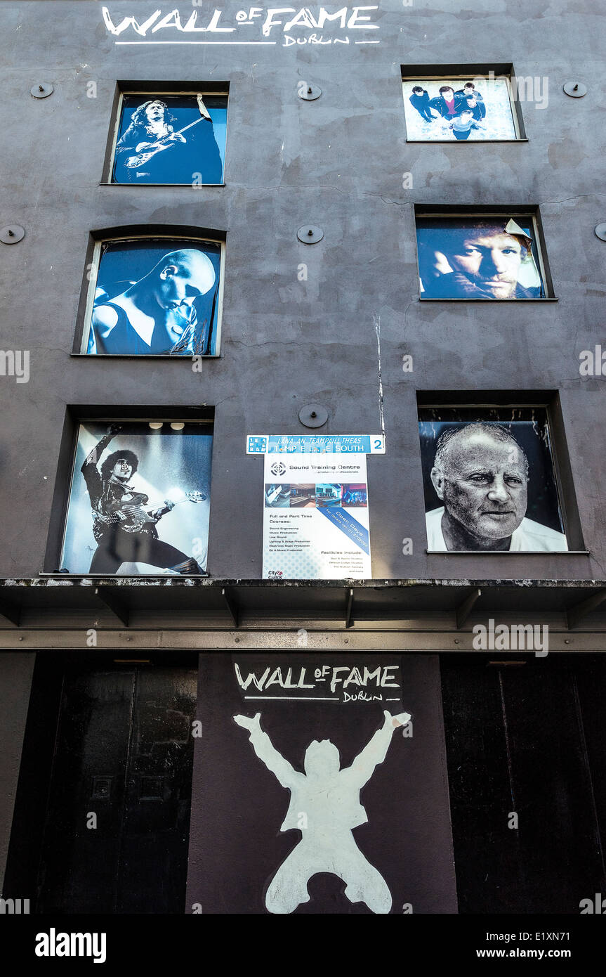 Ireland, Dublin, the Wall Of Fame entrance in the Temple Bar quarter ...