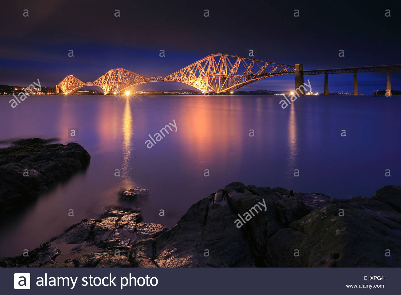 Forth Bridge Night High Resolution Stock Photography and Images - Alamy