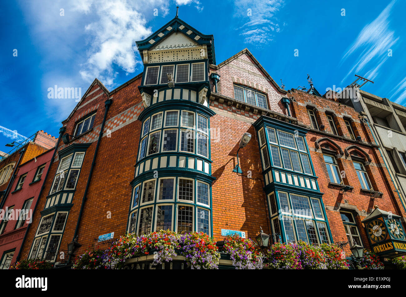 St andrew square hi-res stock photography and images - Alamy