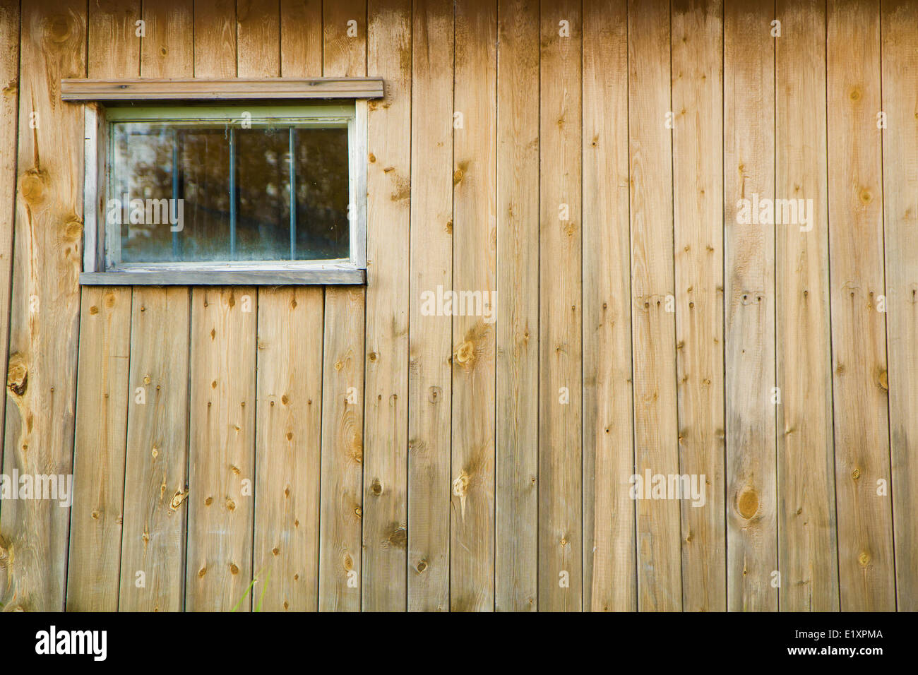 wall of boards Stock Photo - Alamy