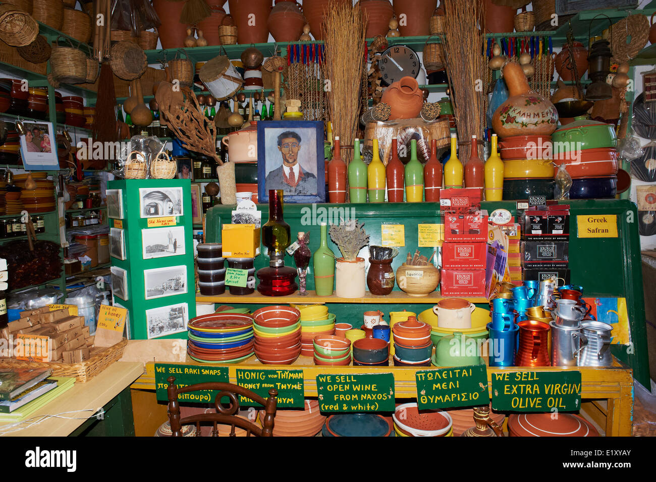 Old spice shop hi-res stock photography and images - Alamy